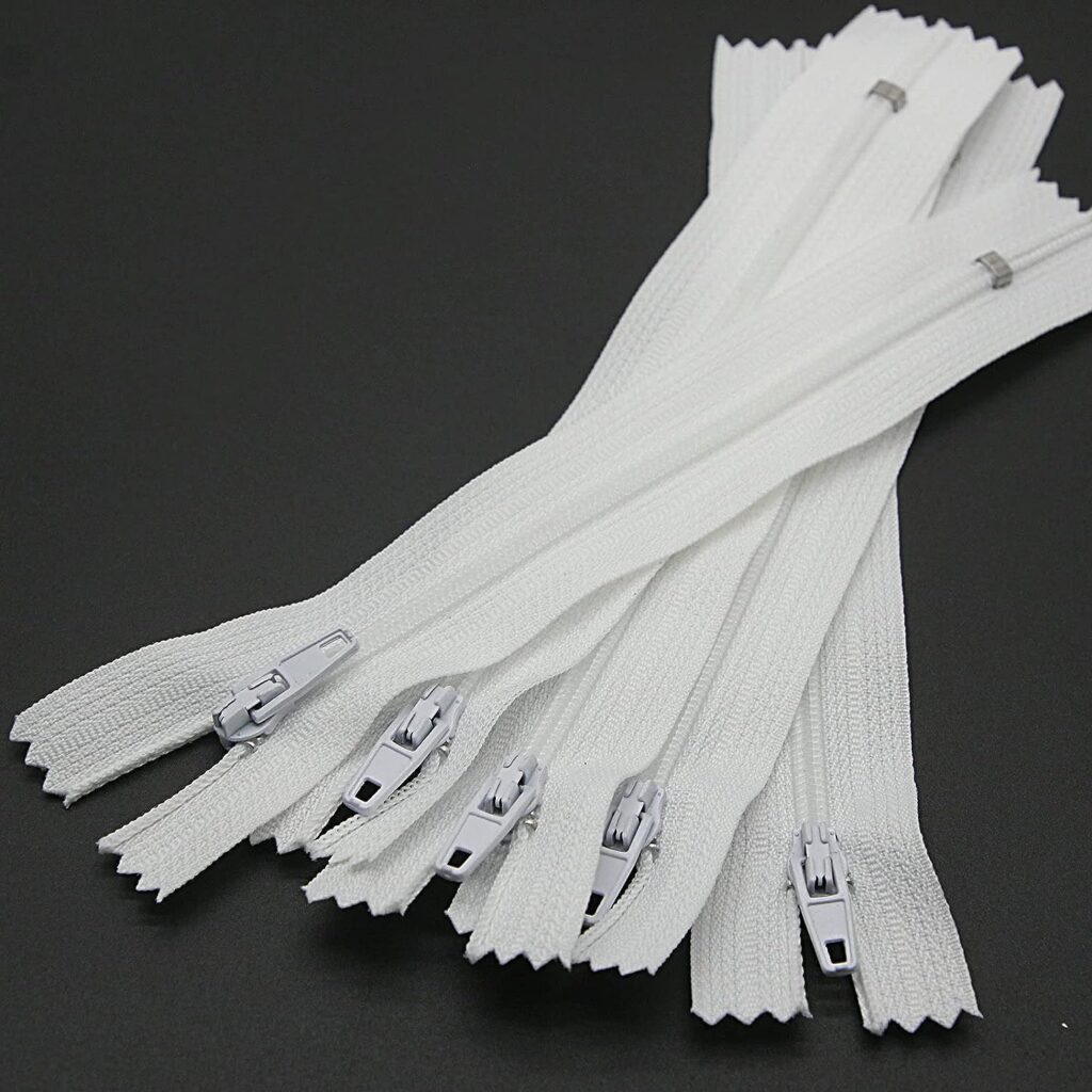 NYLON ZIPPER C/E - NUMBER 7 - Zipper Manufacturers In India I Zipper ...